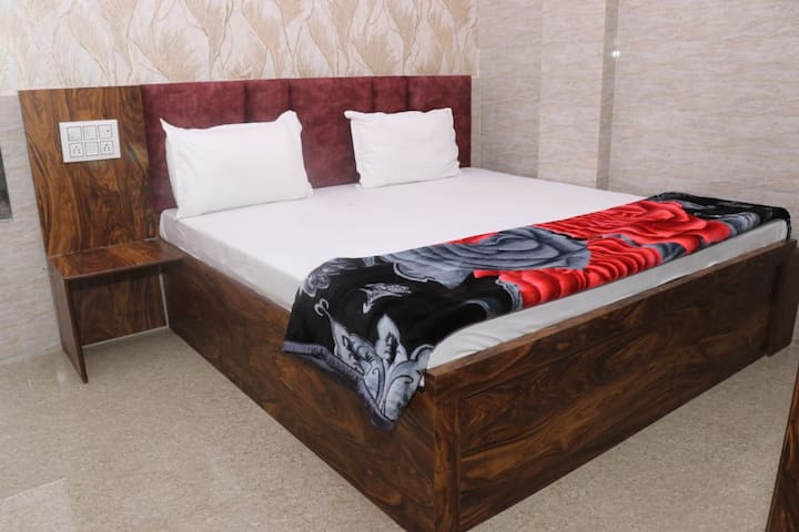 Enjoy The Best Time With Us - Mathura