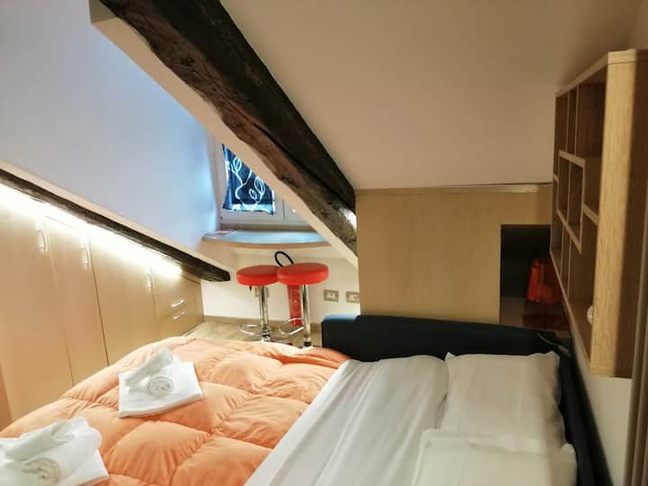 Guesthost - Apartment M1 Re Umberto - Turin