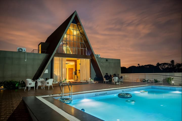 Prism Peak -Private Pool |Barbecue |5br| Projector - India