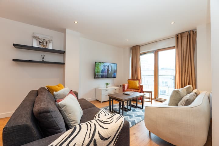 Spacious 2bed & 2bath Near Raf Museum – Colindale - Harrow