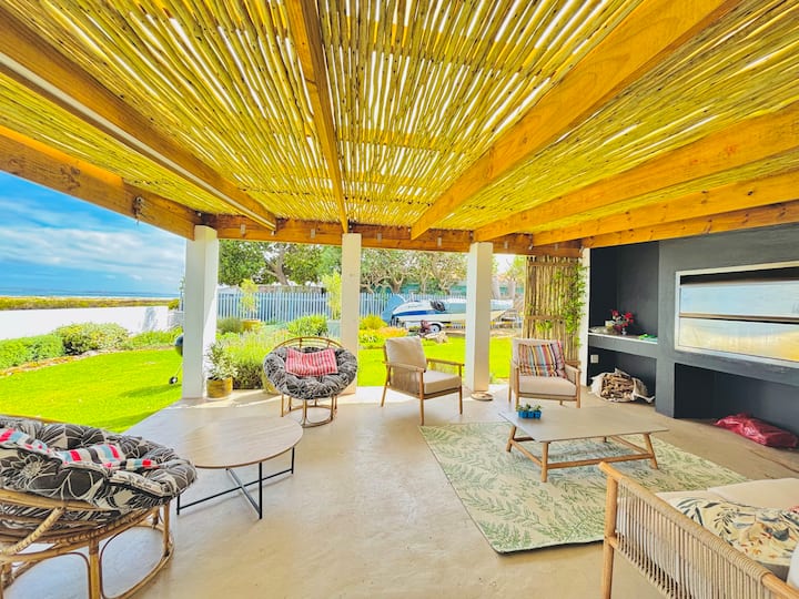 Green Coastal Escape - Langebaan