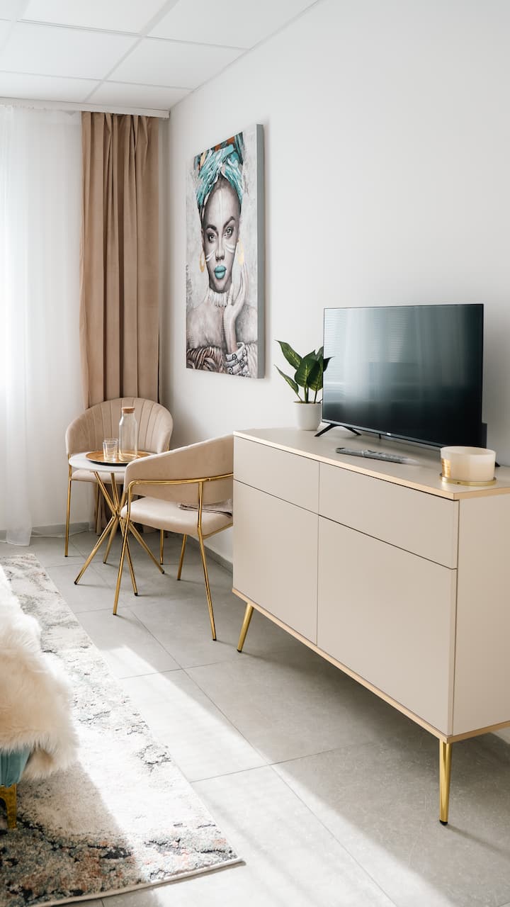 House Of Stars - Galanta