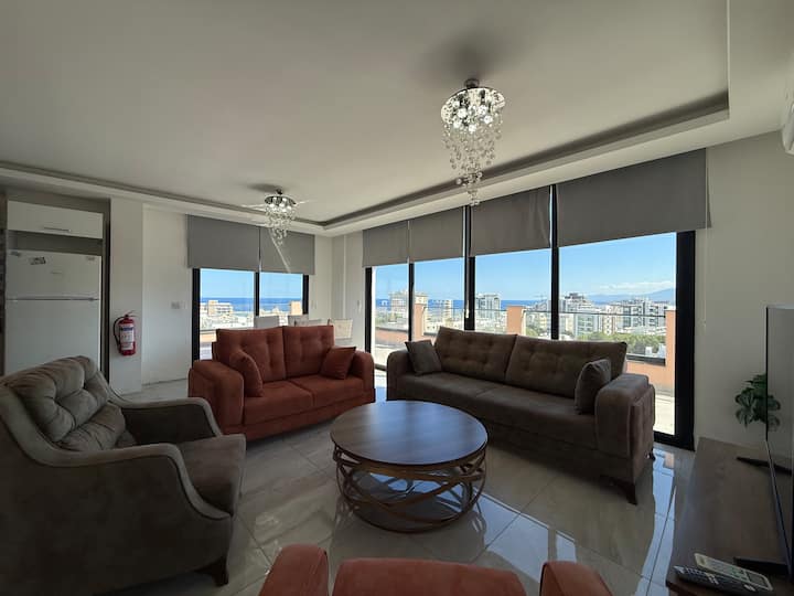 Girne Merkez  2+1  Opera Ve Pasha Casinoya 3 Dk - Girne