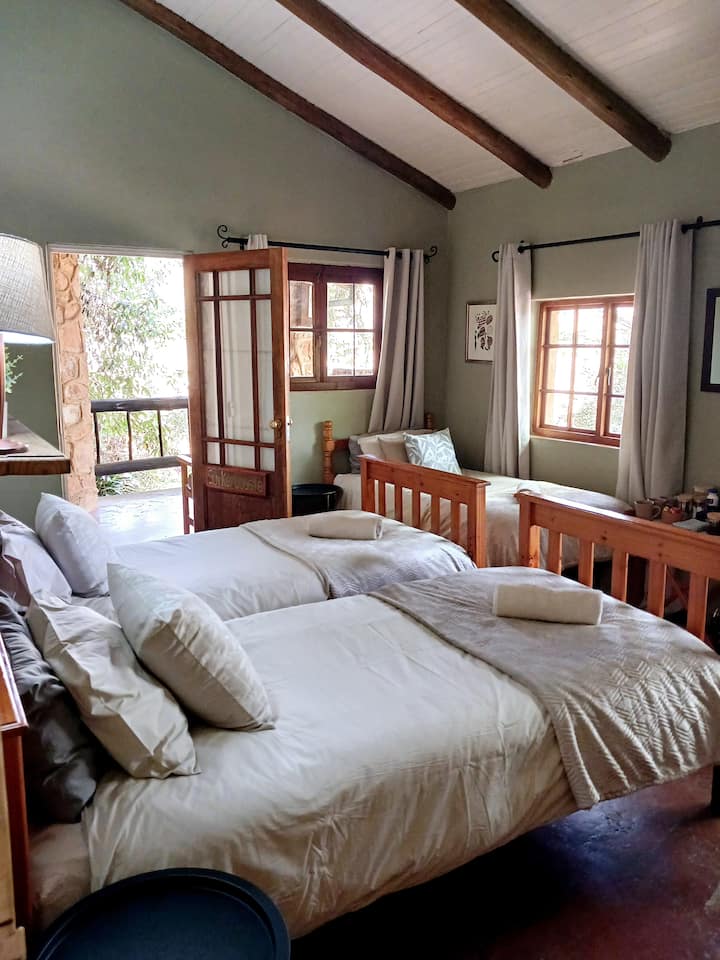 Paardeplaats Nature Retreat
-Suikerbossie Family - Lydenburg