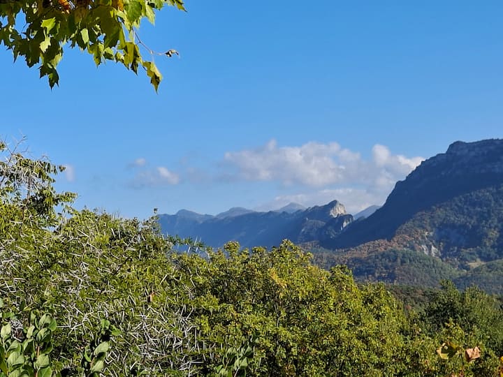 Appartement Rez De Jardin Vue Sur Les 3 Becs - Crest