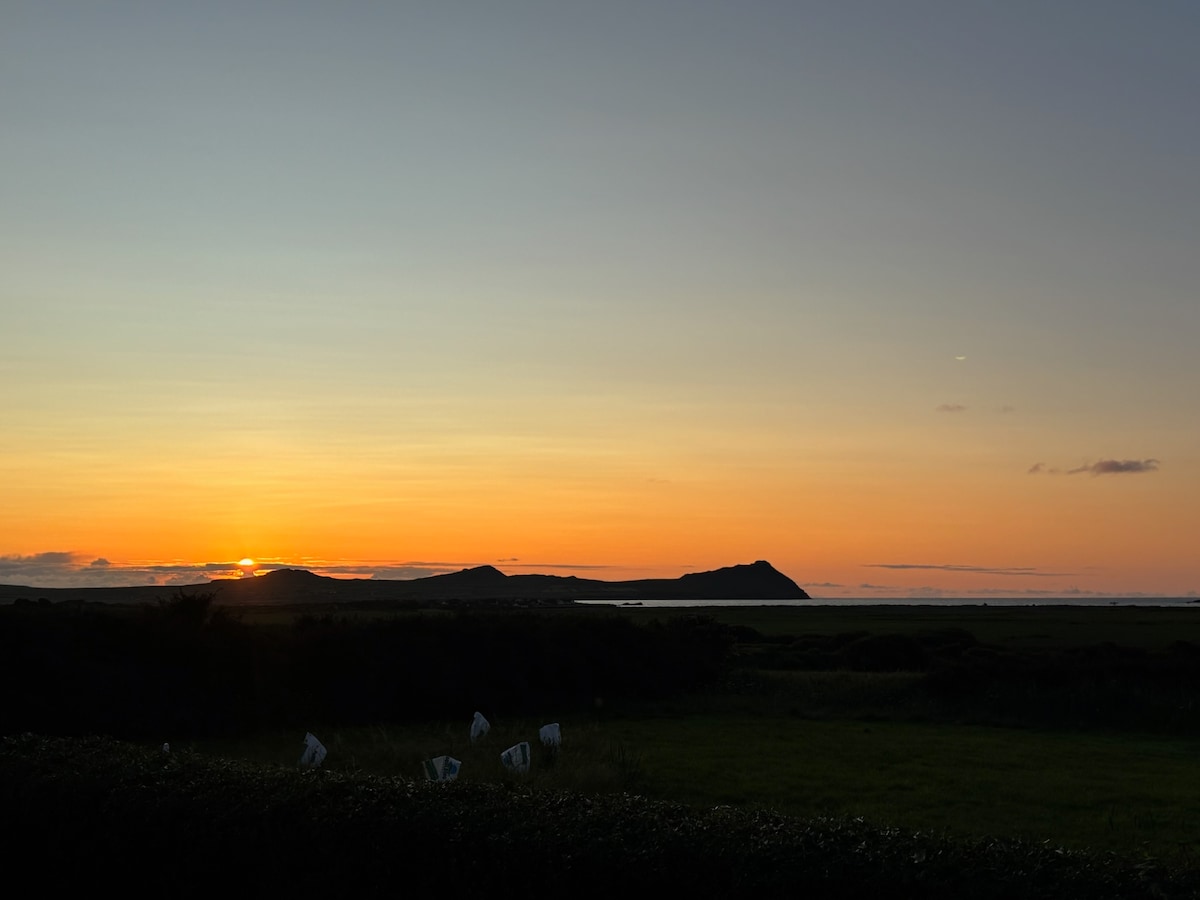 Wild Atlantic Haven - Houses for Rent in Ballyferriter, County Kerry ...