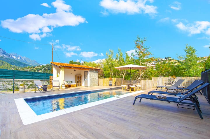 Somptueux Appartement - Piscine Privée - Parking - Menton