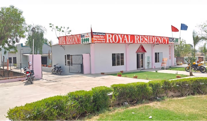 Rooms, Birthday Celebration, Holiday Party - Neemrana