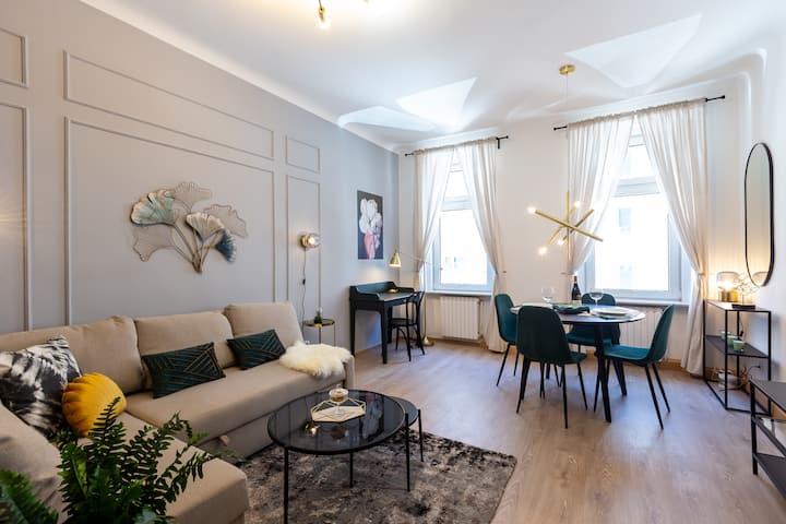 Cozy Apartment-3min To Metro-6min Ride To Center - Wien