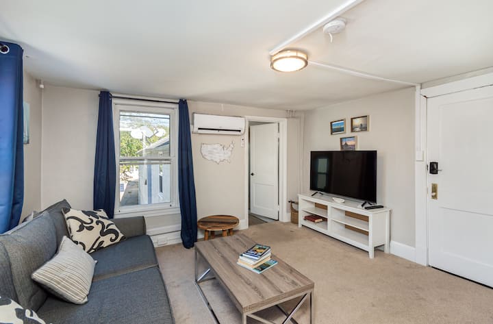 Annapolis 4 Steps To Harbor Backs To Gate 1 - Arnold, MD