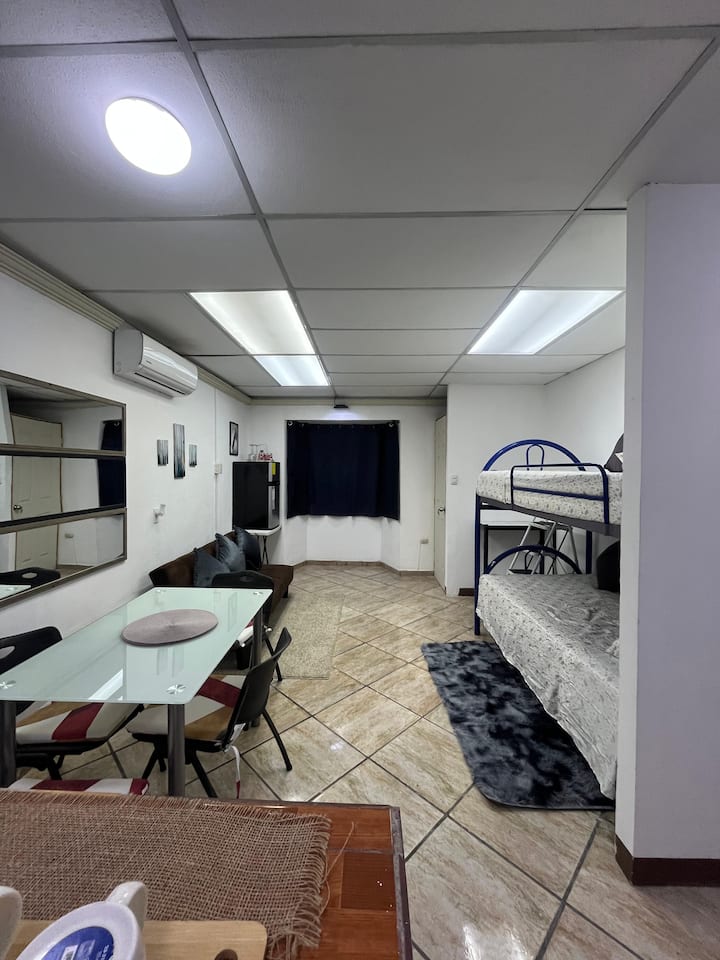 En El Corazón De Antiguo Cuscatlan, Plazas Y Más. - San Salvador