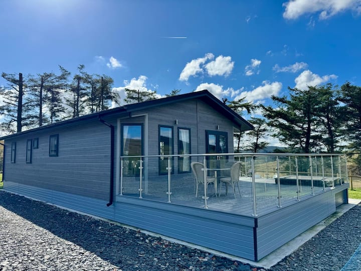 Cambrian Mountains Spectacular Views And Hot Tub! - 英國