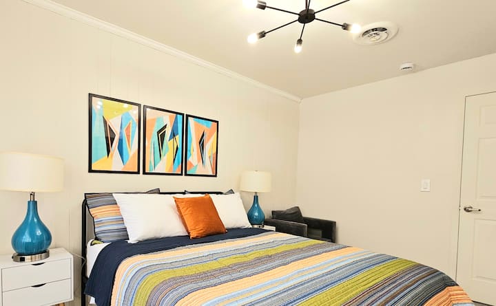 Lakefront•hpu•hp Market•easy To Greensboro/winston - High Point, NC