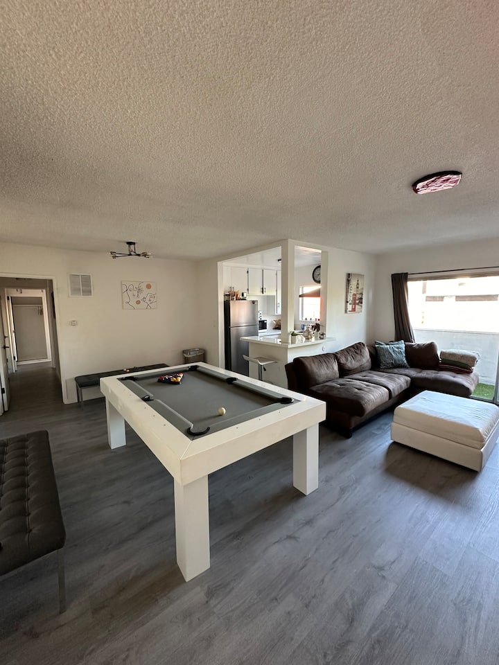 Center Of West Hollywood! Pool Table Huge Balcony - 西好萊塢