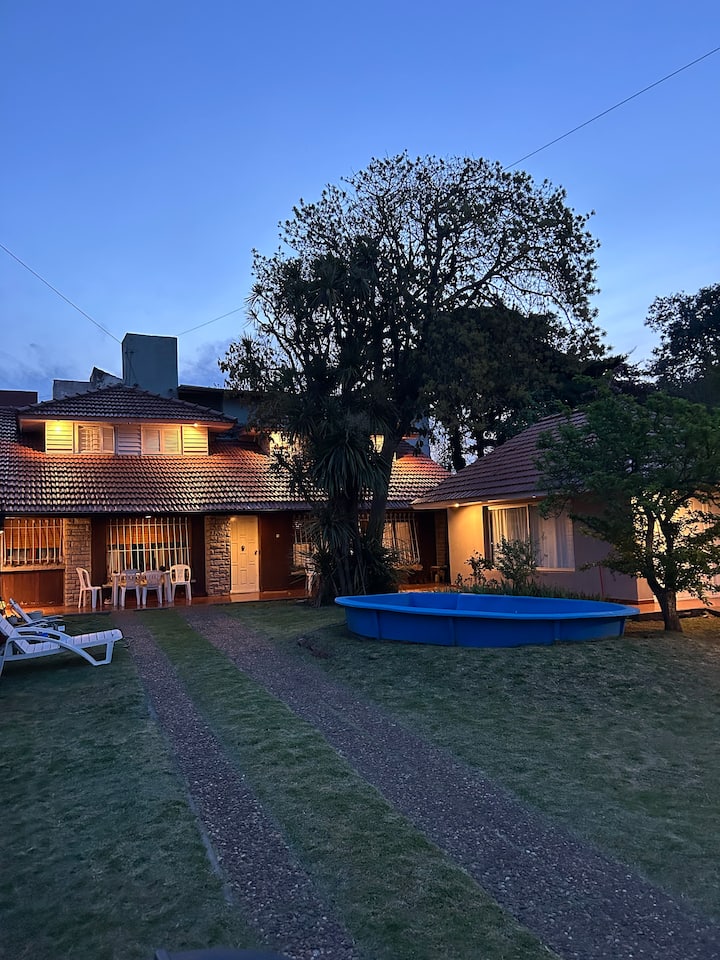 Casa Chalet 3 Pisos 4 Hab, 4 Baños, Pileta - Mar del Plata