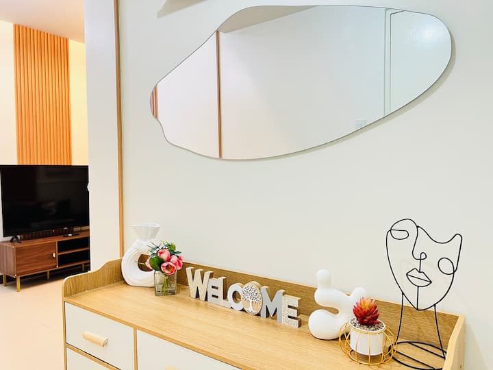 Lovely 2br Nook|skydeck Pool |Netflix|balcony - Quezon City