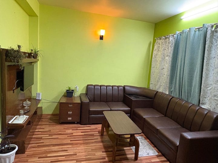 Cozy Family Retreat In Peaceful Budhanilkantha - Kathmandu