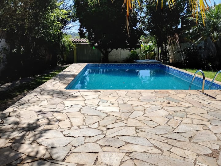 Casa Com Piscina E Churrasqueira - Águas de São Pedro