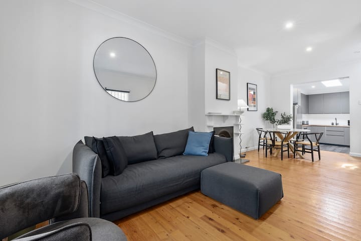 Comfortable 3br Home For 8 Near Central Station - Surry Hills