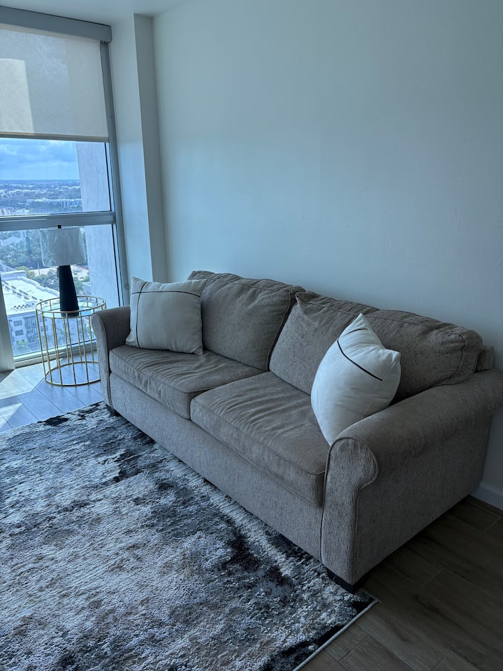 Serenity Luxe Suite - Fort Myers, FL