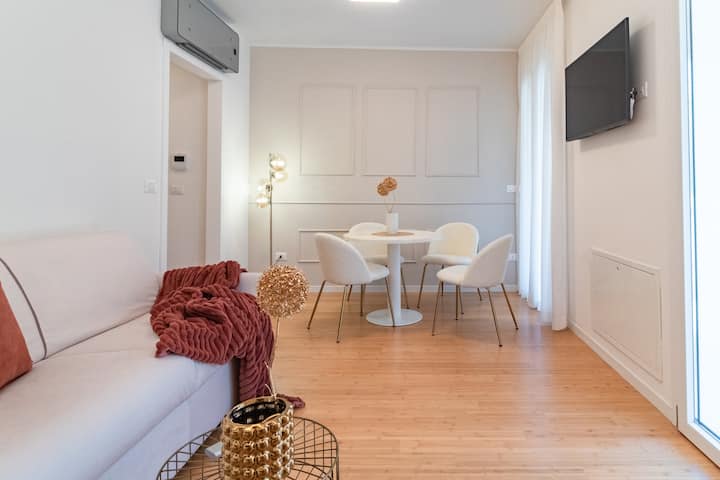 Essenza Inn Magnolia - Luxury Apartment - Pescara