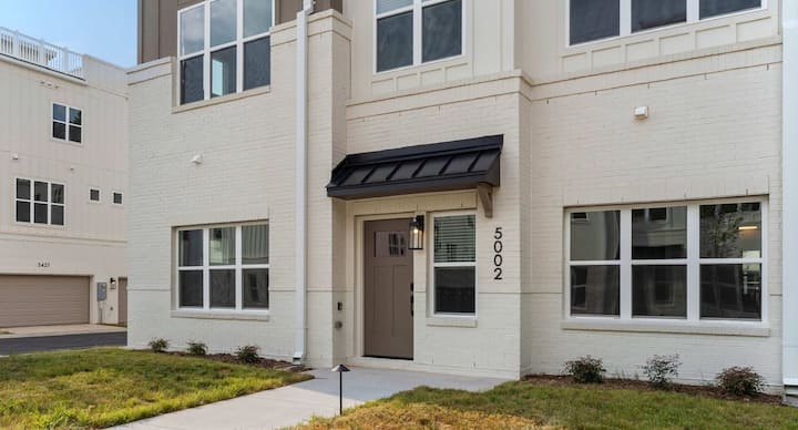 Fantastic 4 Bedroom House Near Clt Airport/uptown - Charlotte, NC