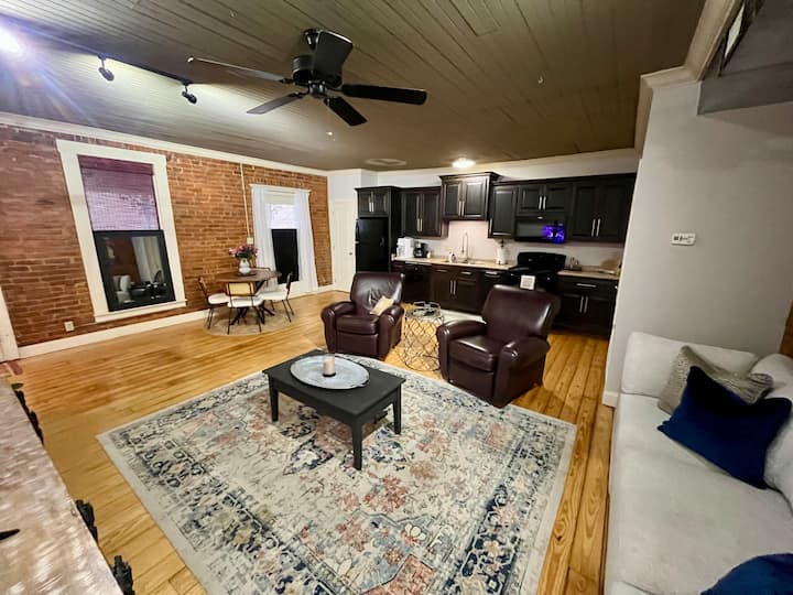 Tanglefoot Flat, Historic Retreat Near Oxford Ms - New Albany, MS