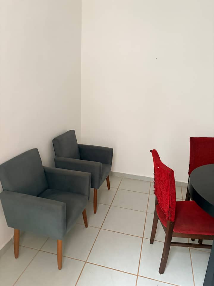 Apartamento Dois Quartos Com Ar Condicionado - Lucas do Rio Verde