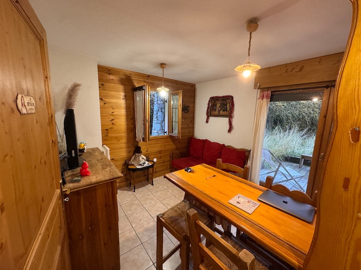 Le Montagnard | Au Pied Des Pistes Avec Un Parking - Auris