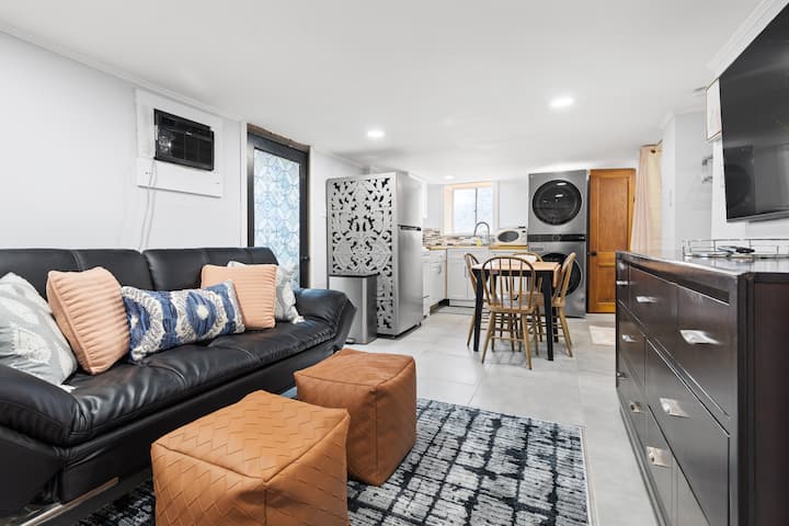 Historic Bomb Shelter Apartment - Hillsborough, NC