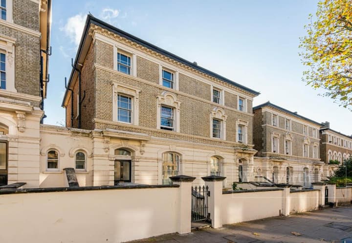 3 Bedroom Apartment In London - Londres