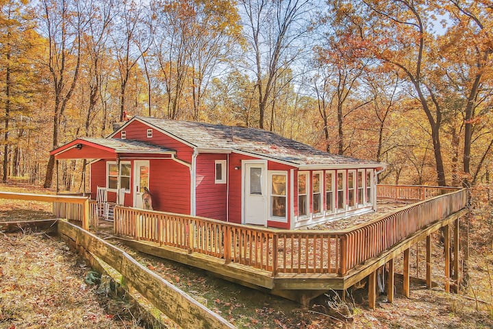 Find Your Perfect Escape At Red Oak Cabin - Burr Oak State Park, Glouster