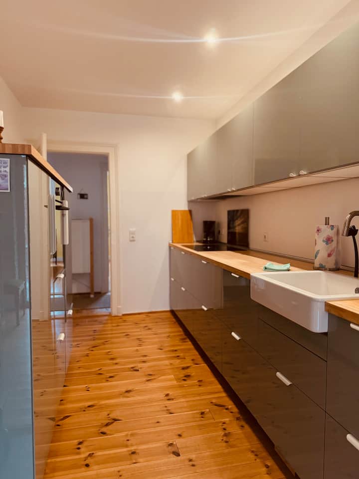 Altbau Mit Balkon In Wilhelmshöhe By Castora Homes - 카셀