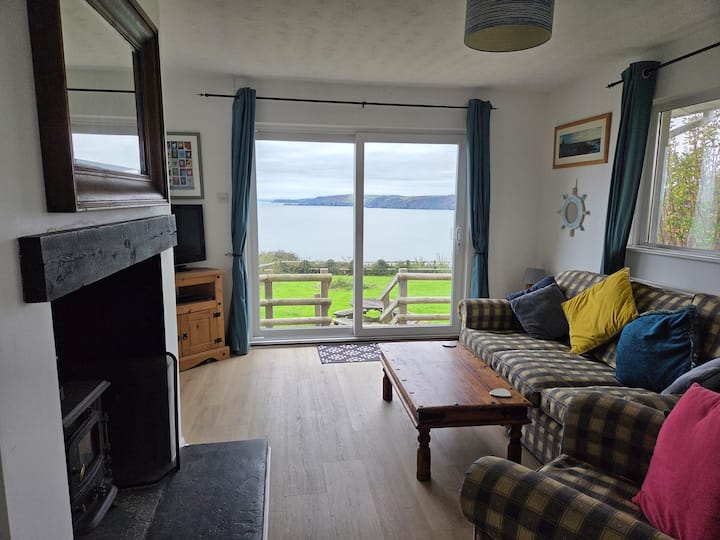 Cosy Cottage Overlooking Cardigan Bay. - Aberporth