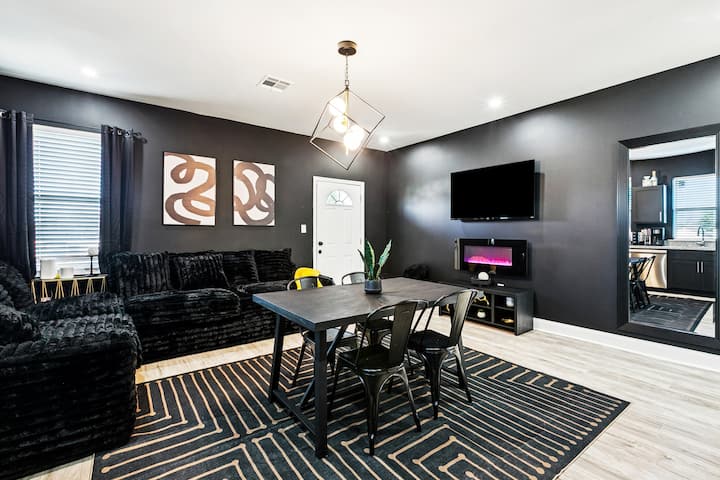 Luxury 5br Designer Stay | Stylish Nola Getaway - Chalmette, LA