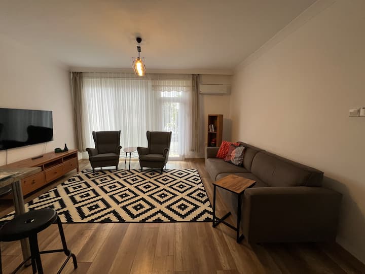 Muhteşem Konumlu, Girne Merkezde Daire - Girne