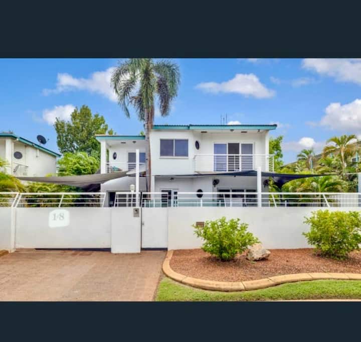 Luxurious Tropical Peaceful Escape - Darwin