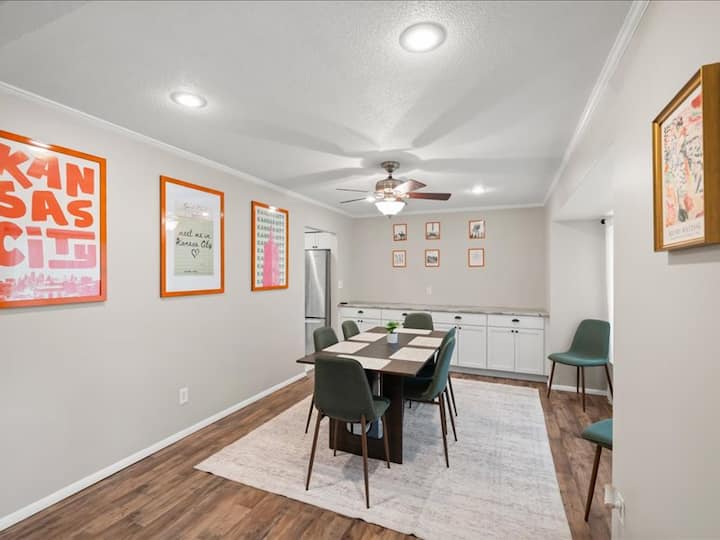 Quiet 4br Home In Blue Springs | Pet Friendly - Independence, MO