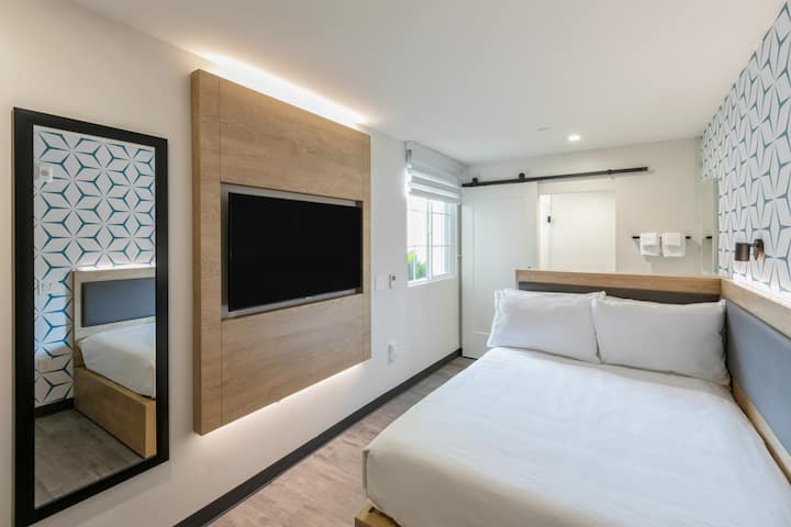 2x Full Room | Kasa Niche Hotel, Ca Bay Area - Redwood City, CA