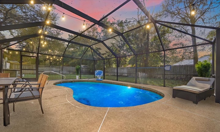 Spacious Family Oasis With Screened Pool - ジャクソンビル, FL