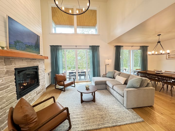 New Lake Front Home•hot Tub•sleeps15•walk To Beach - Warrenton, OR