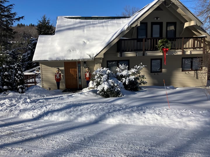 A Mountainside Winter Escape! - Killington, VT