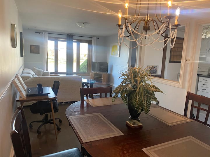 Napaeno's Place - Home Away From Home - Kingston