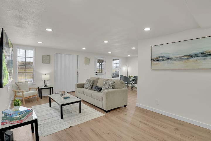 Charming & Cozy 1br Getaway - League City, TX