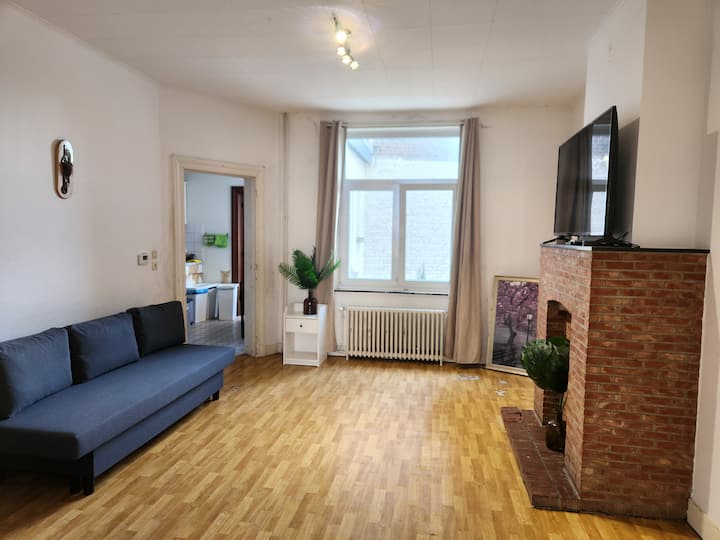 House, 4 Large Bedrooms, 2 Toilets For 13. - 빌보르드