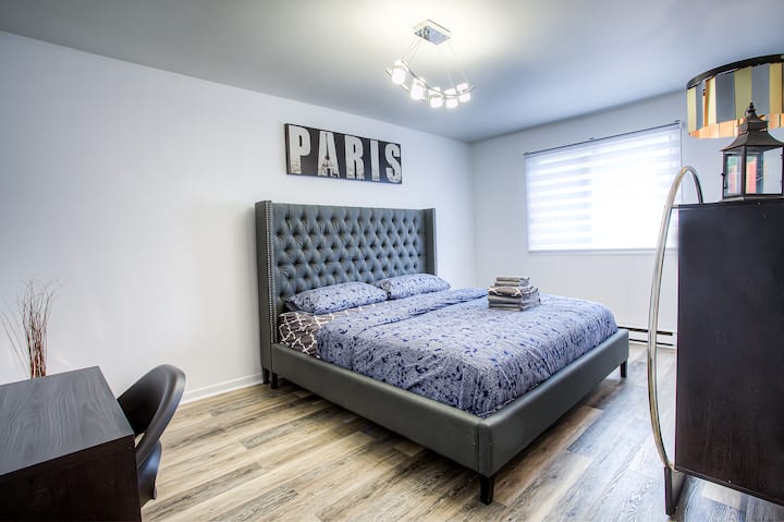 Group Friendly: 6br Restful Combo Apt - Montréal, QC