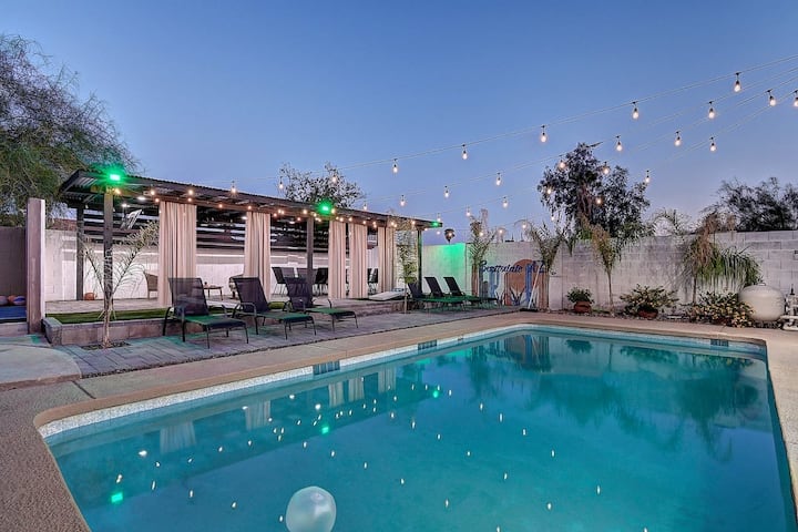 609c) 7 Large Bedrooms | Bocce Court | Firepit - Phoenix, AZ