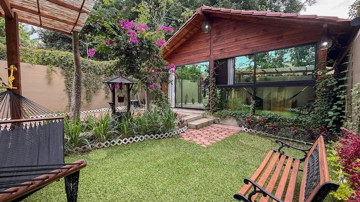 Hermosa Cabaña Con Jacuzzi Para Parejas - Cocoyoc