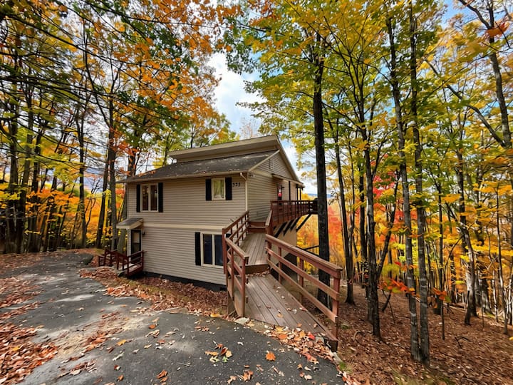 Amazing Sunsets/fireplace/hiking & Mountain Views - Beech Mountain, NC