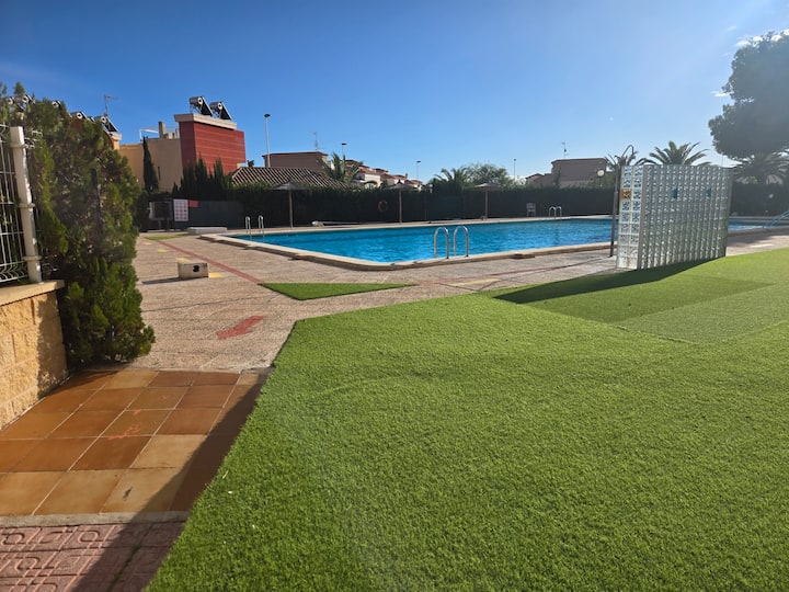 Torrevieja Cozy Studio Apartment With Pool And Bbq - La Mata